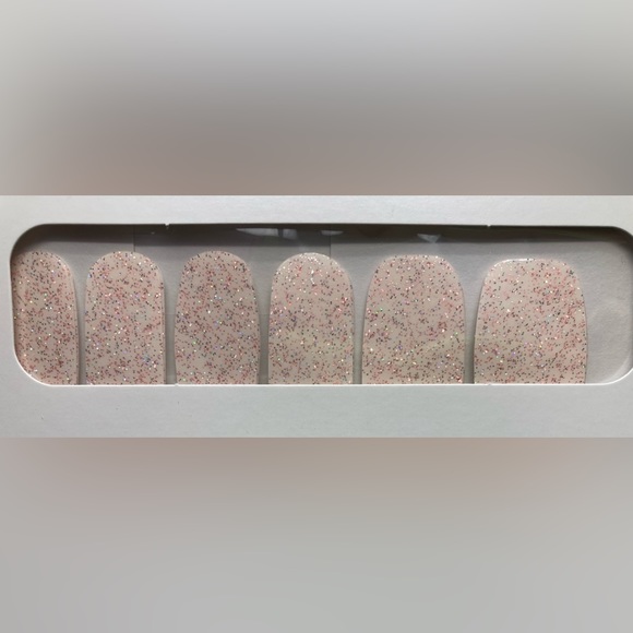 Color Street | Makeup | Nwt Color Street Wannabe | Poshmark